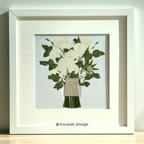 부케르사쥬 부케압화액자 부케말리기 압화클래스 서울부케 부산부케 Pressedflower Class 친구분께서 맡겨주신 예쁜 부케💐 투명액자 원목프레임