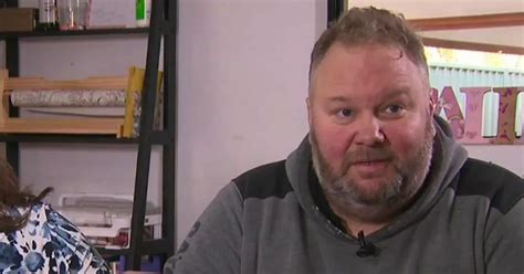 Dad Furious Over Disgusting Fathers Day T Daughter Made At School