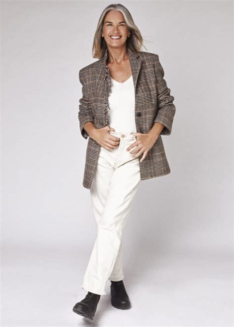 Amanda Pays City Models