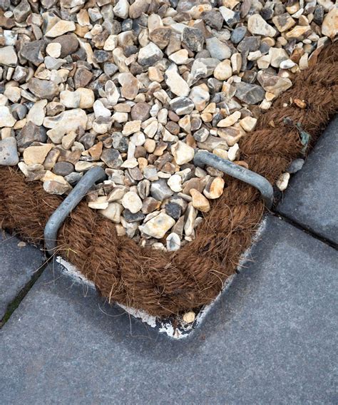 Cheap Garden Edging Ideas Budget Friendly Looks Gardeningetc