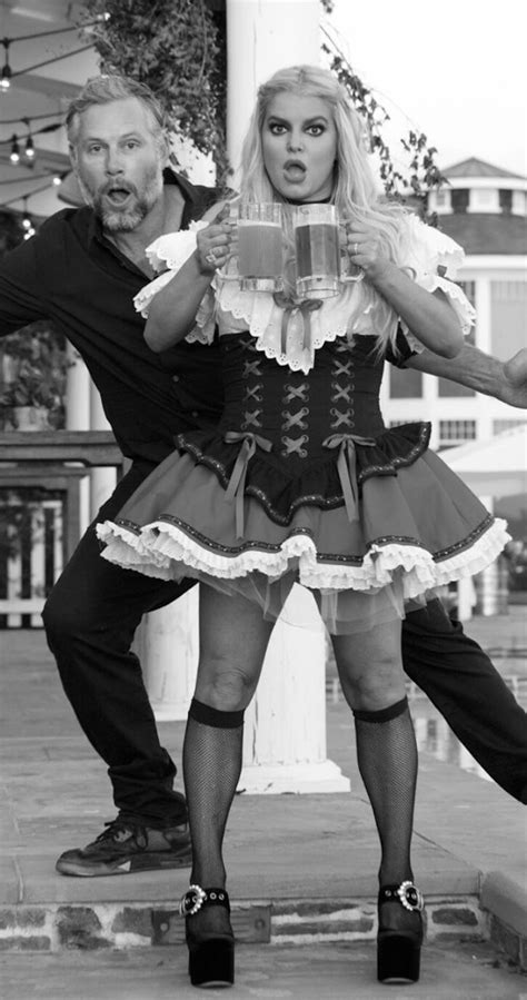 Jessica Simpson Has Major Drinking Problem Source Alleges The