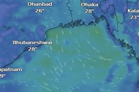 West Bengal Weather Update রাজ্যের উপকূল থেকে অনেকটাই দূরে ঘূর্ণিঝড়