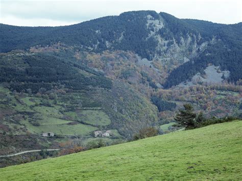 Sophie Ristelhueber Parc naturel régional du Pilat orthoslogos fr