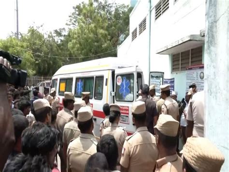 Tn Heavy Police Deployment At Madurai Hospital Where Body Of Criminal