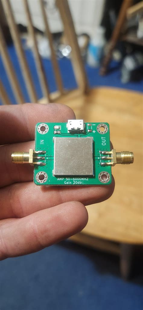 can u amplifier a hackrf without burning out reciver board r hackrf
