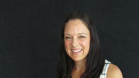 Neryl Joyces Journey From Young Motherhood To Baghdad Bodyguard Abc