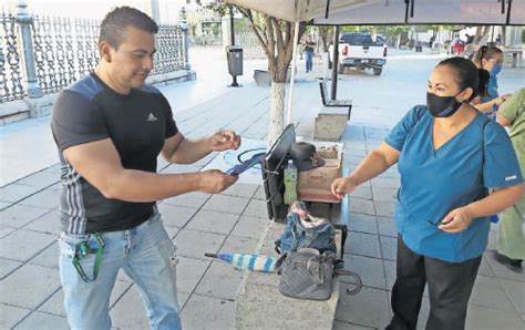 Revisan A Más De Mil 800 Personas