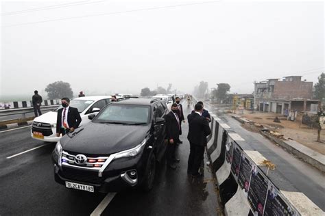 Pm Modis Security Breach Cavalcade Stuck On Road For 20 Mins Punjab