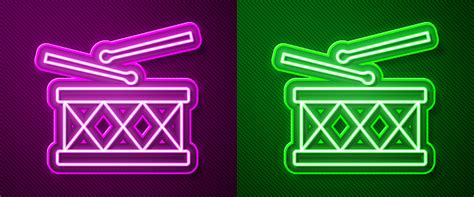 보라색과 녹색 배경에 고립 된 빛나는 네온 라인 악기 드럼과 드럼 스틱 아이콘 벡터 끈적거리는에 대한 스톡 벡터 아트 및 기타 이미지 끈적거리는 녹색 녹음 장비