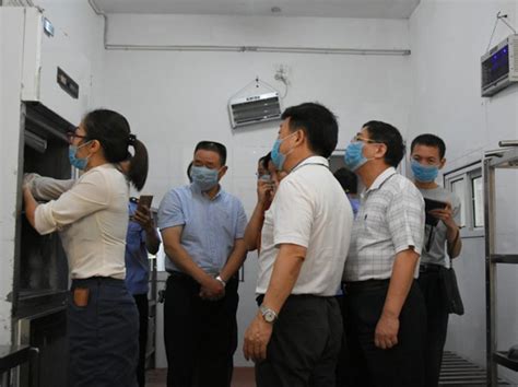 省市区食品药品监督管理局到鲲鹏幼儿园检查食品安全工作 宜春职业技术学院