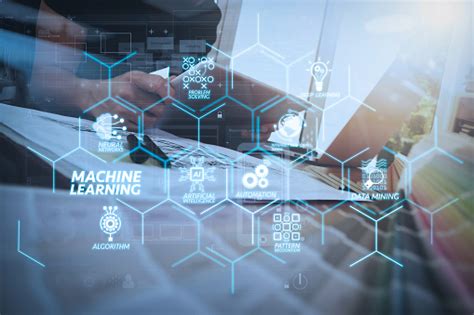 응답 웹 디자인 컨셉으로 나무 책상에 노트북 컴퓨터와 Smarth 전화 및 디지털 태블릿을 사용 하는 디자이너 손 머신 러닝에 대한 스톡 사진 및 기타 이미지 Istock