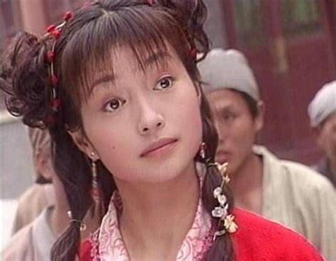 演“郭襄”的五位女明星，只有图五是真郭襄，其他都是在模仿凤凰网