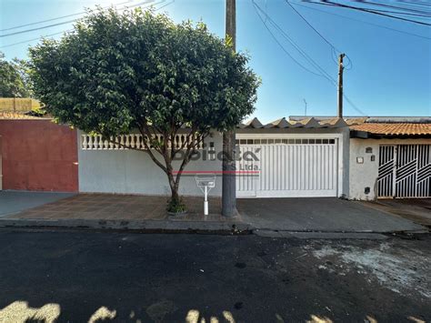 Casa Para Aluguel Em Batatais