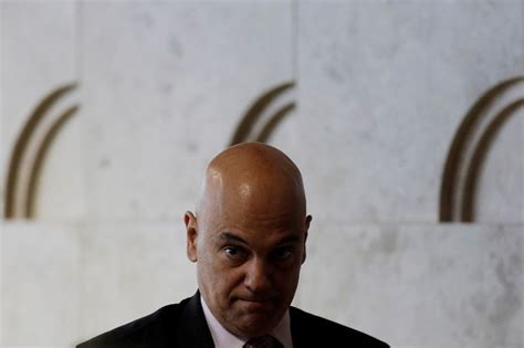 Moraes Repassa Provas De Inquérito Sobre Live De Bolsonaro Para Outras