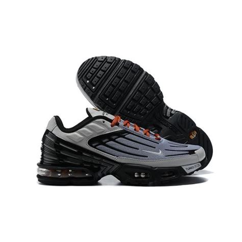 Basket Airs Tns Plus 3 Hommes Noir Gris Marron Cdiscount Chaussures