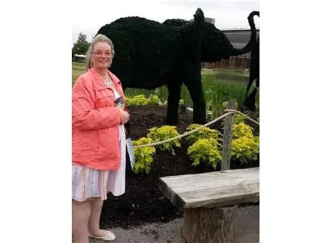 Lori E Siedl Obituary 2025 Bourbon In Deaton Clemens Funeral Home Bourbon