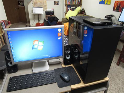Windows 7 Desktop Computer