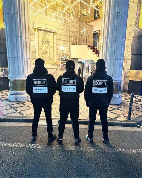 漢気代表 歌舞伎町自警団を始めて5ヶ月が過ぎました。 毎日ゴミ拾いして酔っ払いの喧嘩を止めて トー横広場や未成年売春を注意したり毎日仲間と