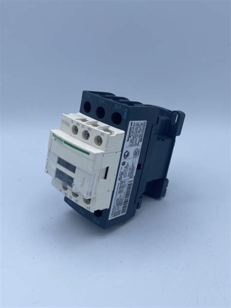 Telemecanique Schneider Lc1 D32b7 Essential Automation