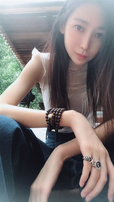 李荣浩成功求婚杨丞琳 前女友陆瑶发文回应 360娱乐你开心就好