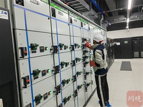 贯彻落实2023年全国两会精神丨大块头小耗能云上天府智算中心筑牢数字经济算力底座 手机新浪网