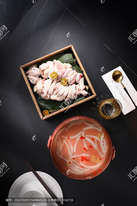 椰子鸡火锅中国菜系食品餐饮摄影汇图网