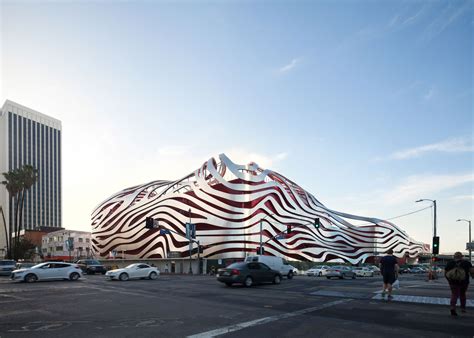 Kpf Wraps An Automotive Museum In La With Ribbons Of Metal