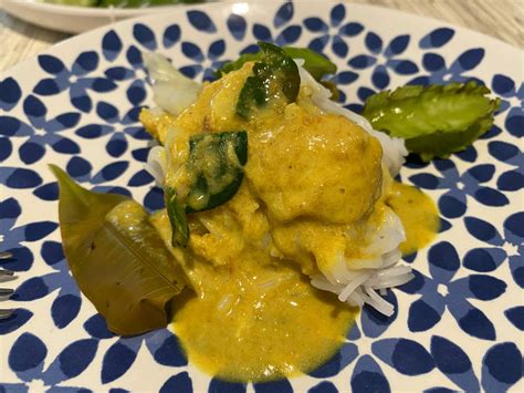 แกงปูใบชะพลู ร้าน บ้านขมิ้น
