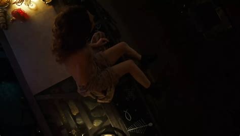 Emily Browning Sex Scene American Gods S02e05 No Music Kissing