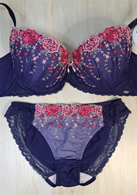 【未使用】fカップ ブラジャーandショーツセット バスト103cm F80 L 新品未使用 ネイビー花刺繍 タンス整理品 の落札情報詳細
