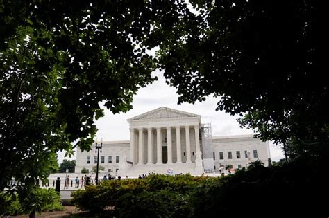 Us Supreme Court Raises Bar For Obstruction Charge Against Jan 6