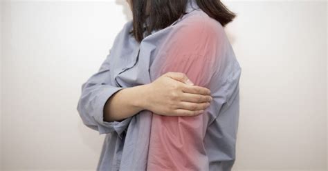 팔·다리 붓고 열나는 림프부종 치료법은