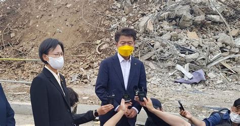 광주 붕괴건물 버스 매몰 사고현장 방문한 정의당