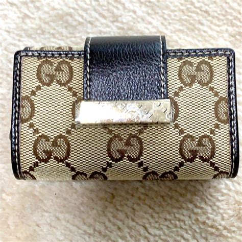 グッチ Gucci キーケース 138093 シマライン レザー 黒 6連フック 美品 財布