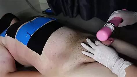 Dungeonpalace 业余色情视频： 免费裸体性爱 Xhamster