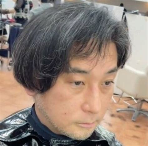 46歳男性が人生初のカラー！驚きのイメチェン姿に思わず見惚れる 「おおっ！イケおじになってる」など反響 2ページ目 Limo くらしとお金の経済メディア