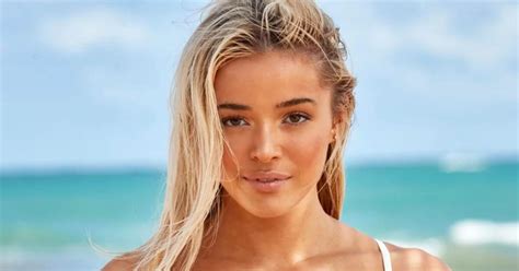 Olivia Dunne Shows Off Gymnastics Skills With Impressive Backflip On The Beach Swimsuit SI Com