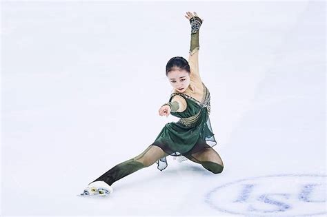 피겨 신지아 주니어gp 파이널 쇼트 2위…17년 만에 메달 보인다