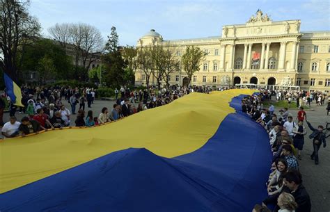 Ukraine External And Internal Challenges Voxukraine