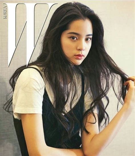 F에 있는 Nana Chongsawat님의 핀 긴머리 스타일 아시아의 아름다움 긴 머리