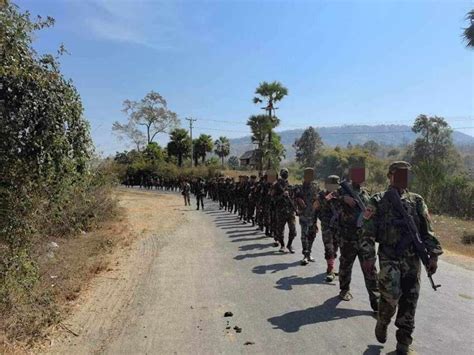 ဘုတလင်မြို့နယ်၊ ကူတော်ရွာရှိ စစ်တပ် အထိုင်စခန်းကို ဝင်ရောက် တိုက်ခိုက်မှု စစ်ကောင်စီ တပ်သား ၃