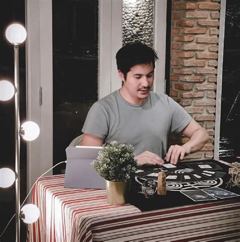 “กระติ๊บ” ทนไม่ไหว ขอพูดอีกเสียง หลังดราม่า “เฌอเอม” ปฏิเสธการดูดวง “ณวัฒน์” ไทยนิวส์