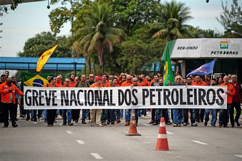 Trabalhadores Fazem Menos Greve Em 2017 81 São Por Direitos