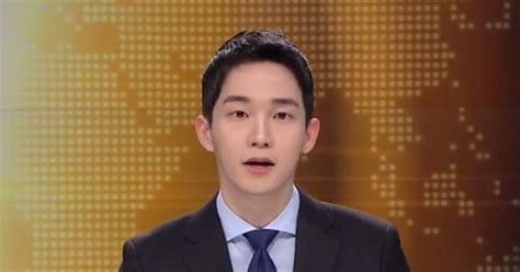 전문 김정현 아나운서 새벽 뉴스특보 불평 아냐김정은 부들부들 가벼운 마음으로 작성 Sns 논란 반박