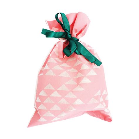 Новогодишна торба за подароци Најголема онлајн продавница во Македонија Ананас МК