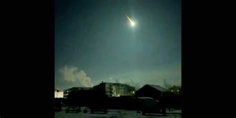 Astronomers Track Tiny Asteroids Fireball Entry Over Russia Down To