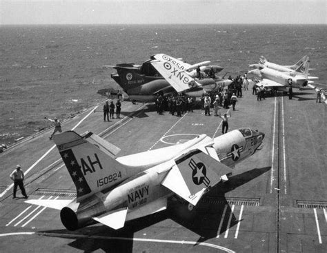 Old Brown Shoe Navy — Classicnavalair A Vf 162 Hunters F 8e Crusader