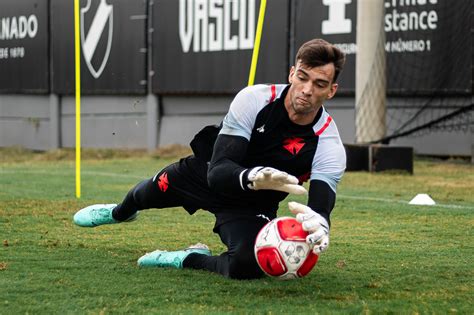 Vasco treina forte para o clássico o Flamengo Super Rádio Tupi