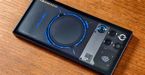 El Teléfono Para Juegos Con Refrigeración Líquida De Redmagic Comienza