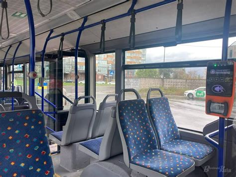 Латвійські автобуси почали курсувати Києвом Фоторепортаж Вечірній Київ